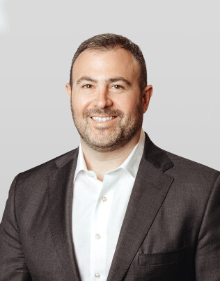 Team - Raven Capital